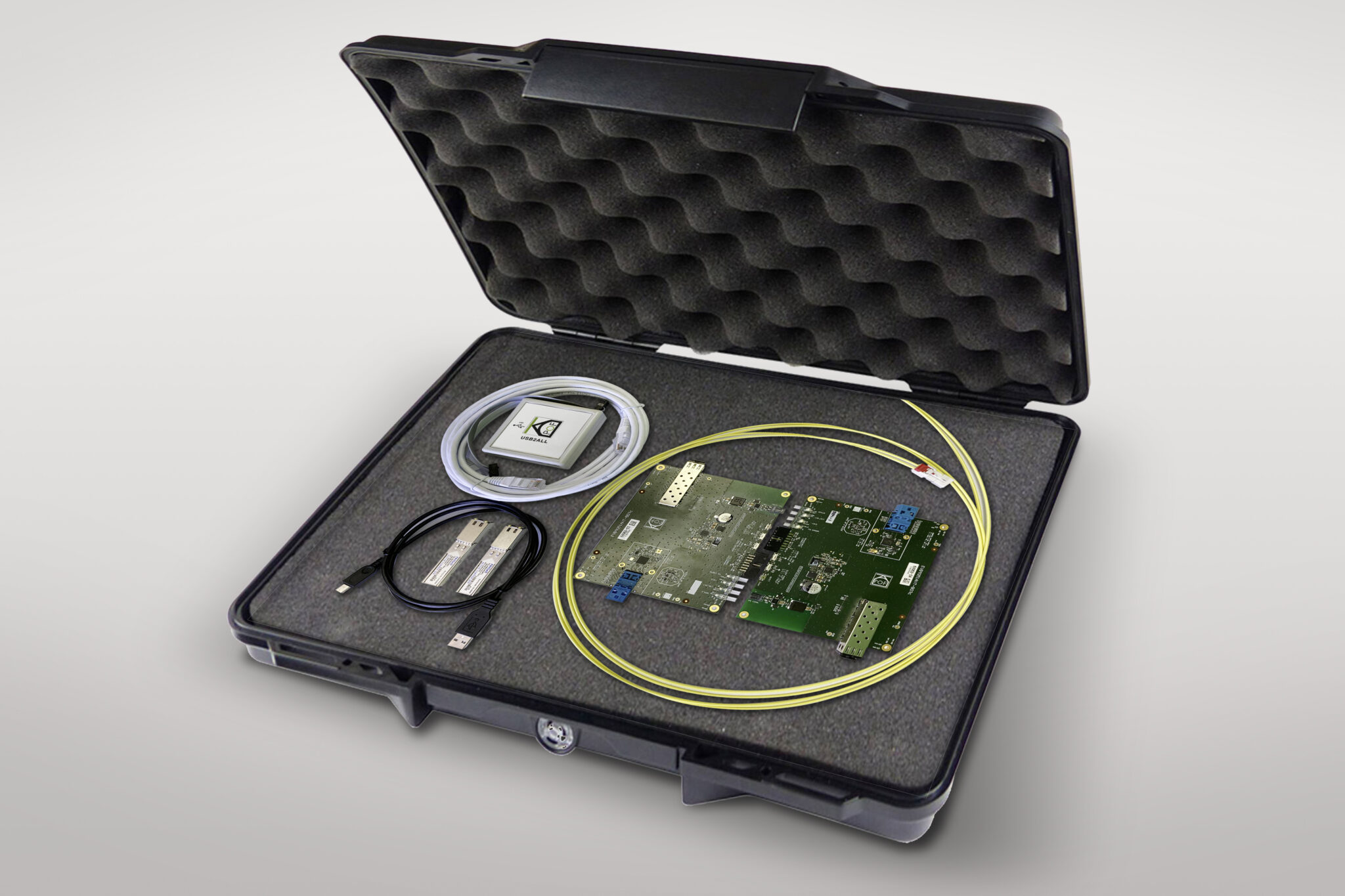 Transceiver eval kit handles optical gigabit connectivity in vehicles ...